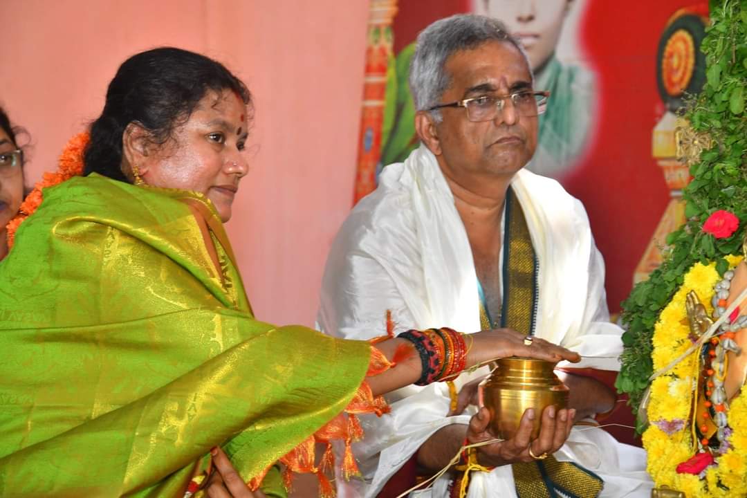 SREE MAATHA PERFORMED SREE CHAKRA POOJAI & ANNATHANAM at Sreepada ...